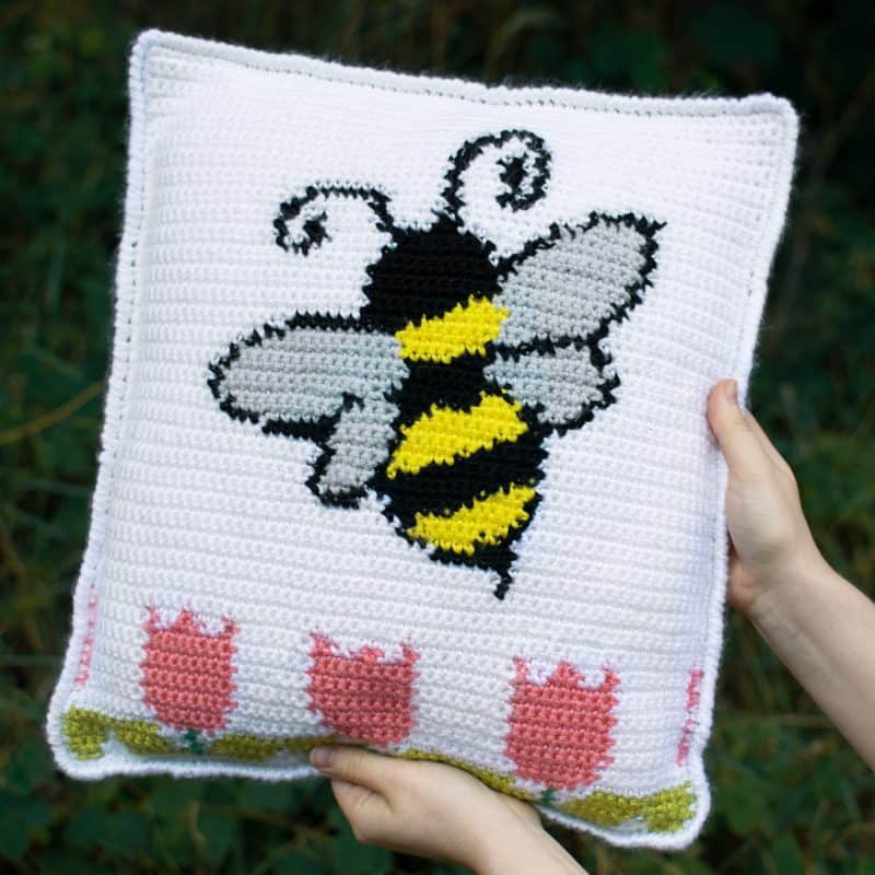 17 Easy Crochet Bee Patterns (Stuffies To Pillows!)