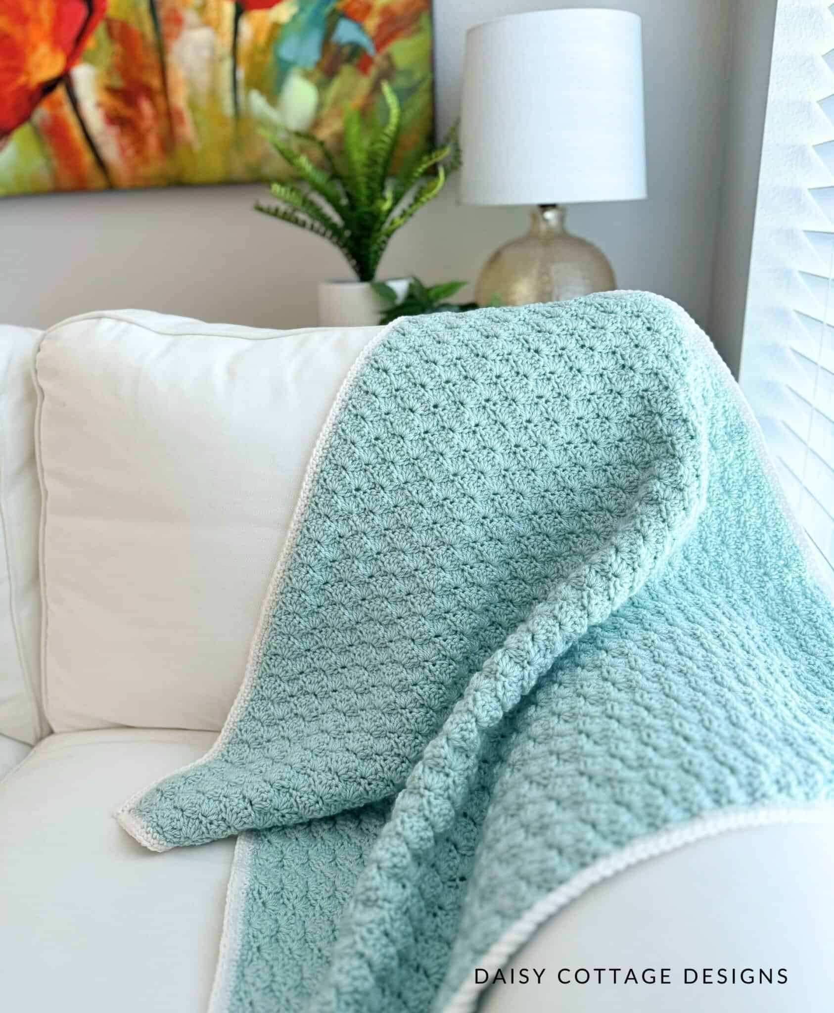How to Make a Shell Stitch Crochet Blanket - with Video!