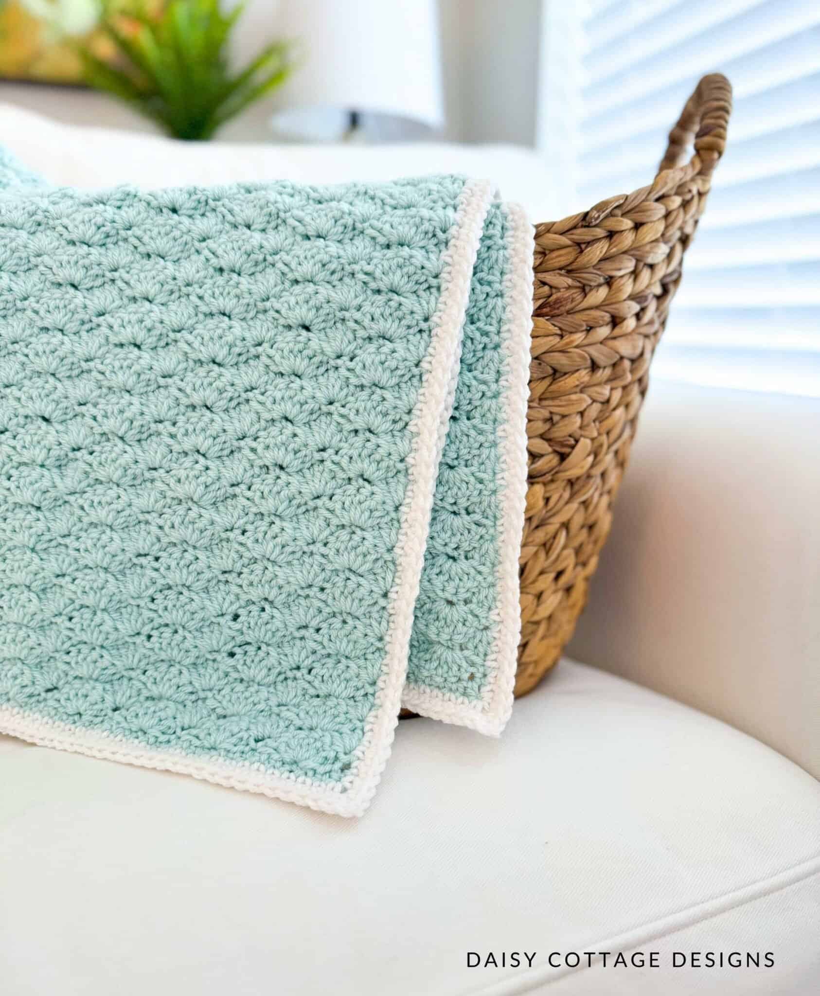 How to Make a Shell Stitch Crochet Blanket - with Video!