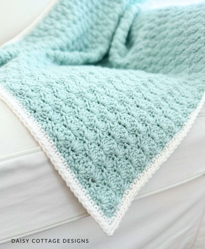 How to Make a Shell Stitch Crochet Blanket - with Video!