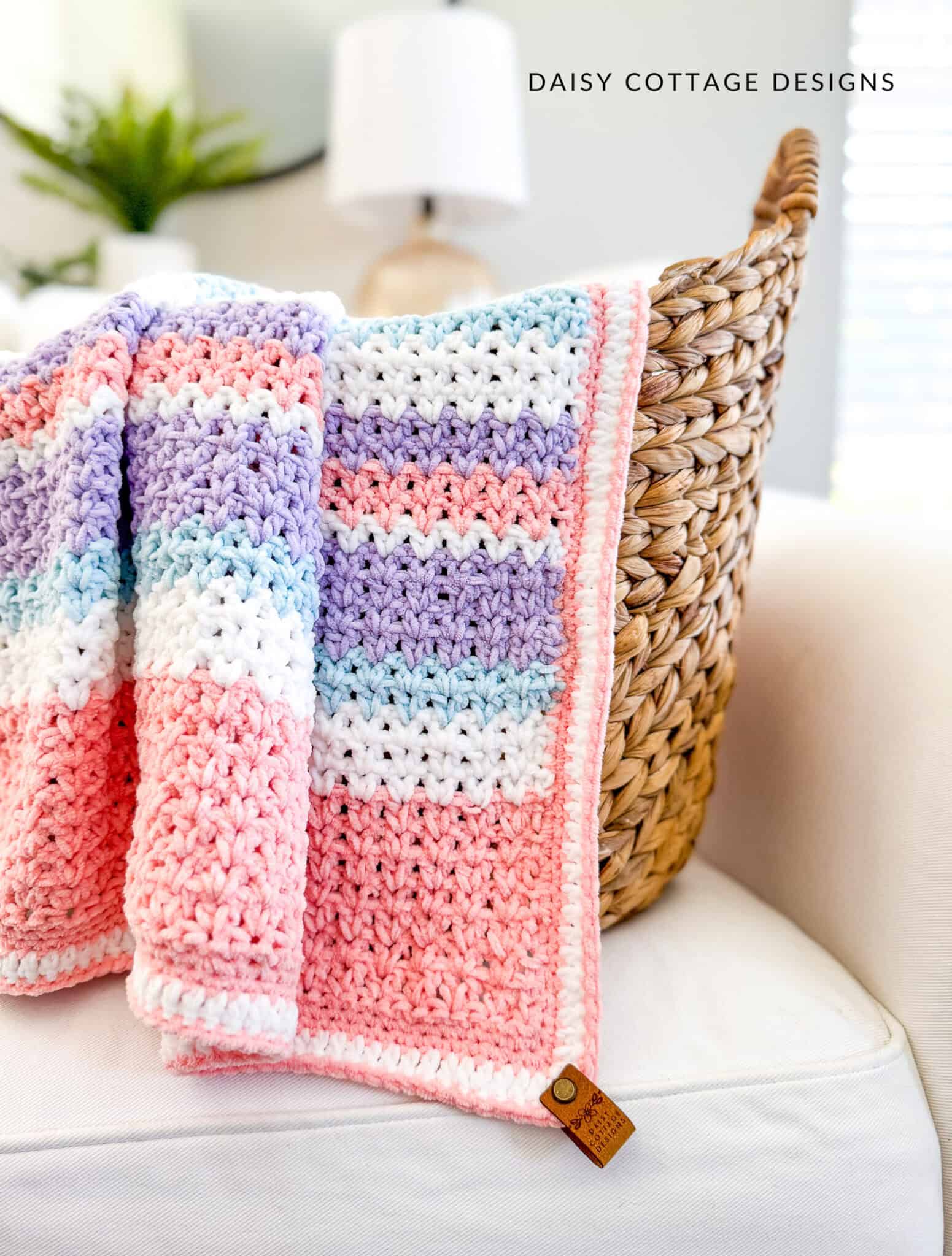 QUICK Chunky Blanket Crochet Pattern - Beginner-Friendly!